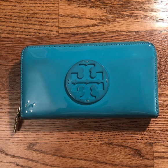 Tory Burch | Bags | Tory Burch Turquoise Wallet | Poshmark